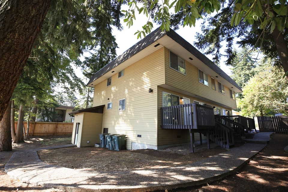 Home [newheightspropertymanagement.managebuilding.com]